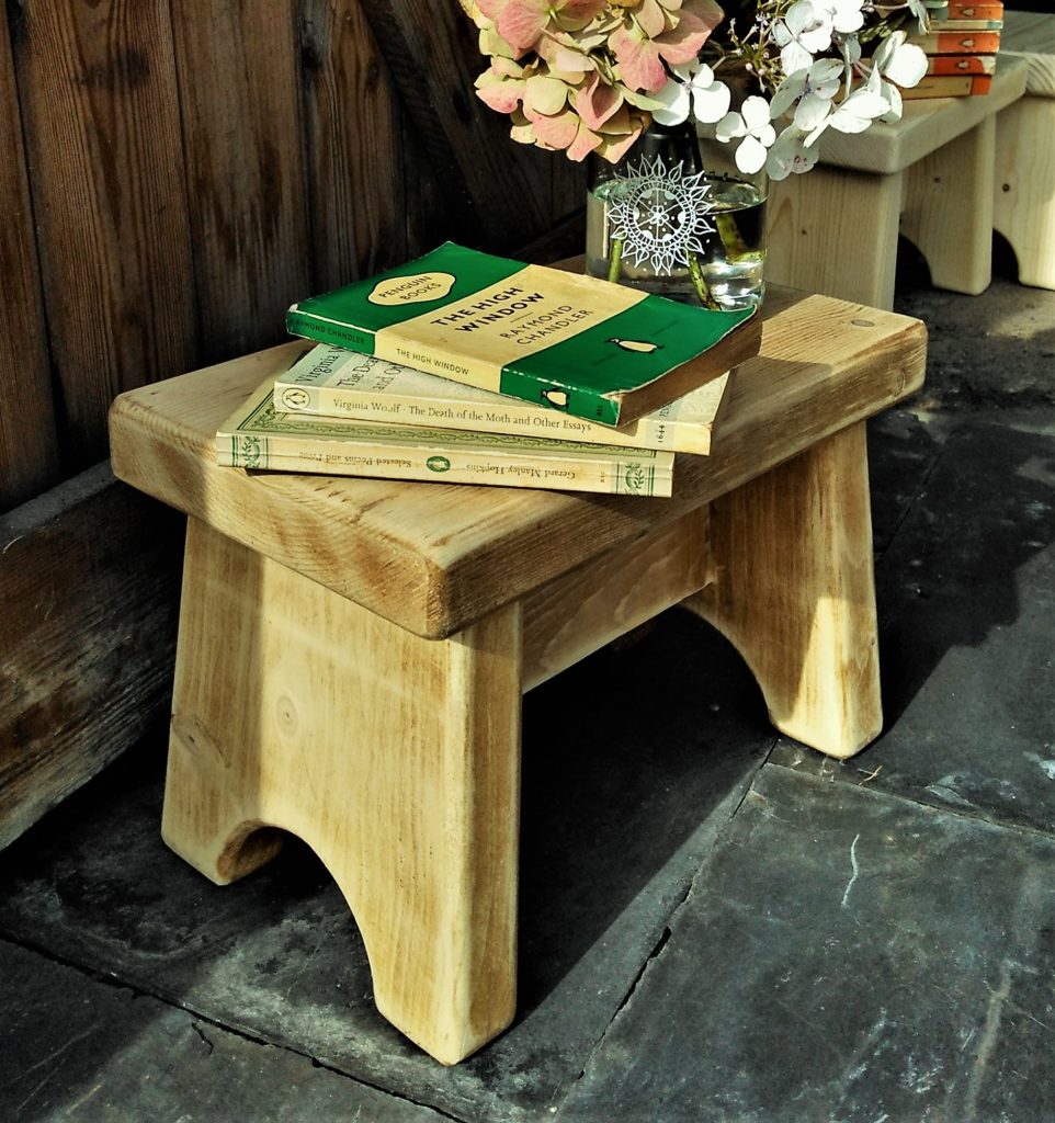 Reclaimed Pine Sturdy Foot Stool | Estuary Home